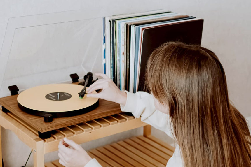 Record Players 101: Everything You Need To Know – K&B Audio
